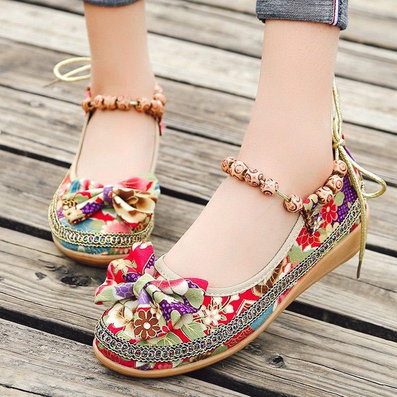 Jual Sepatu Kain Gaya Etnik BermanikBuatan TanganSepatu Bordir Wanita ...