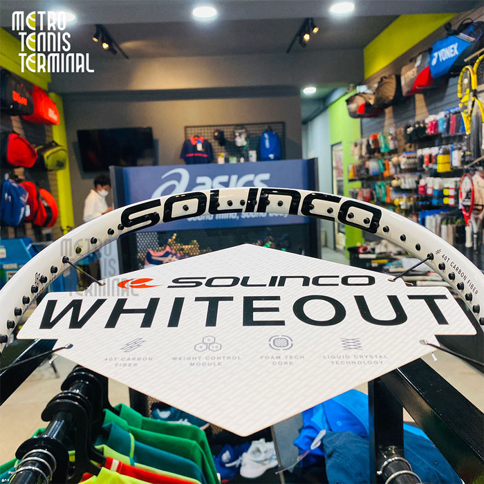 Jual Solinco Whiteout Racket 305 / 290 G ( Raket Tenis Solinco ...