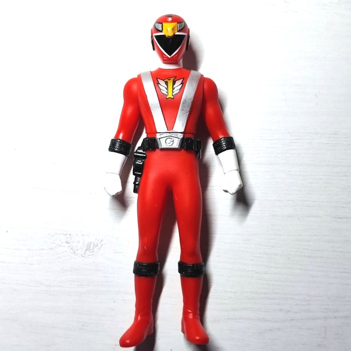 Jual shs 17 cm super sentai engine go-onger red bandai action figure ...