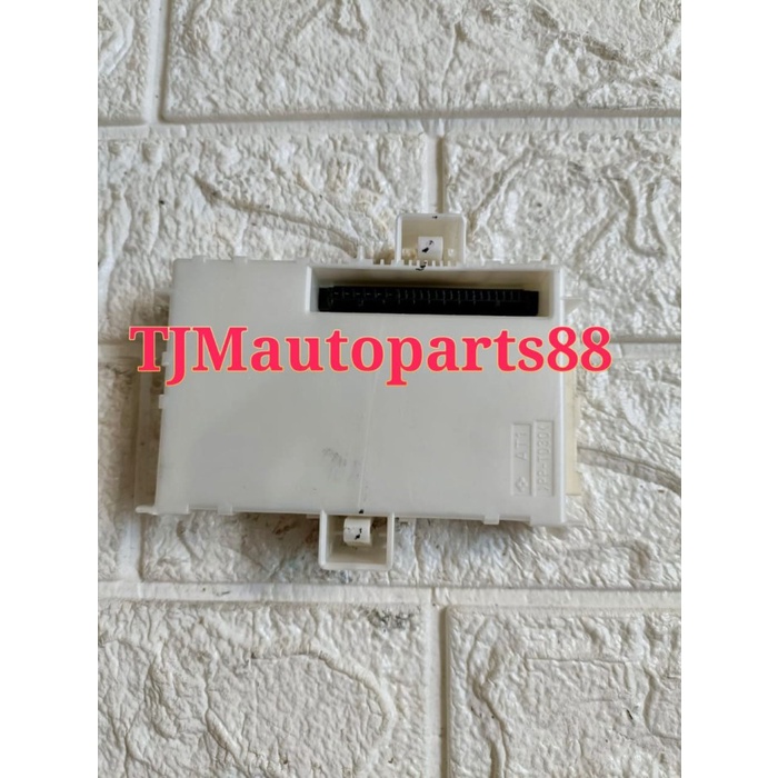 Jual Modul BCM Computer Body Toyota Innova Fortuner Hilux 89221-0K500 ...