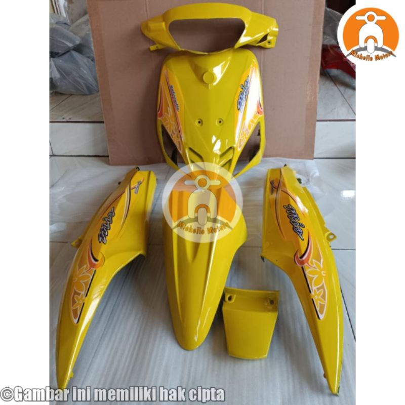 Jual BODI HALUS FULLSET YAMAHA MIO SPORTY KUNING STRIPPING API TAHUN ...