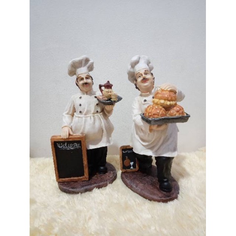 Jual Patung Koki Chef Pegang Nampan Roti | Shopee Indonesia