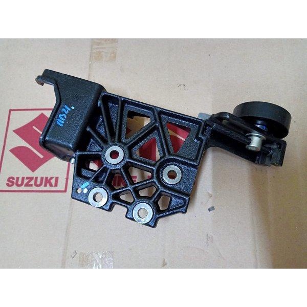 Jual Bracket Stelan AC Komplit APV Original berikut Pulley AC | Shopee ...