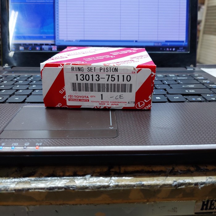 Jual Ready Ring Seher Piston Set Fortuner Bensin Size 0.50 13013-75110 ...