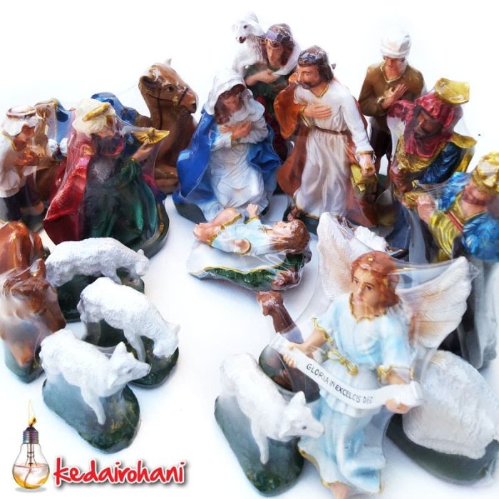 Jual Set Patung Natal 25 cm Keluarga Kudus Yesus Maria Yosef Ternak ...