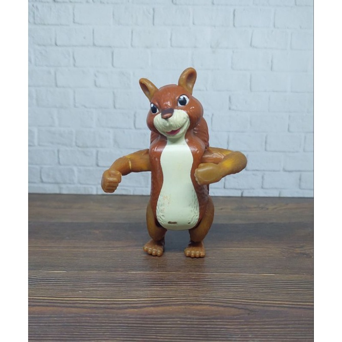 Jual Figure the wild benny the squirrel happy meal figure McD | Shopee ...
