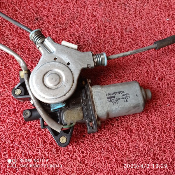 Jual Regulator Set Motor Power Window Kaca Pintu Belakang Kanan R Mobil ...