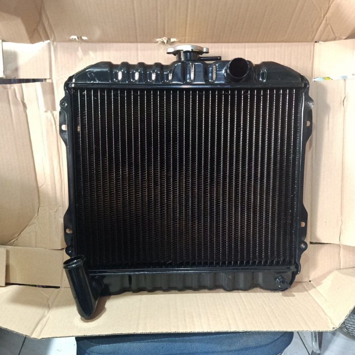 Jual Baru Radiator Adr 1461-0201 Toyota Kijang Kf20 4K Tahun 1982-1983 ...