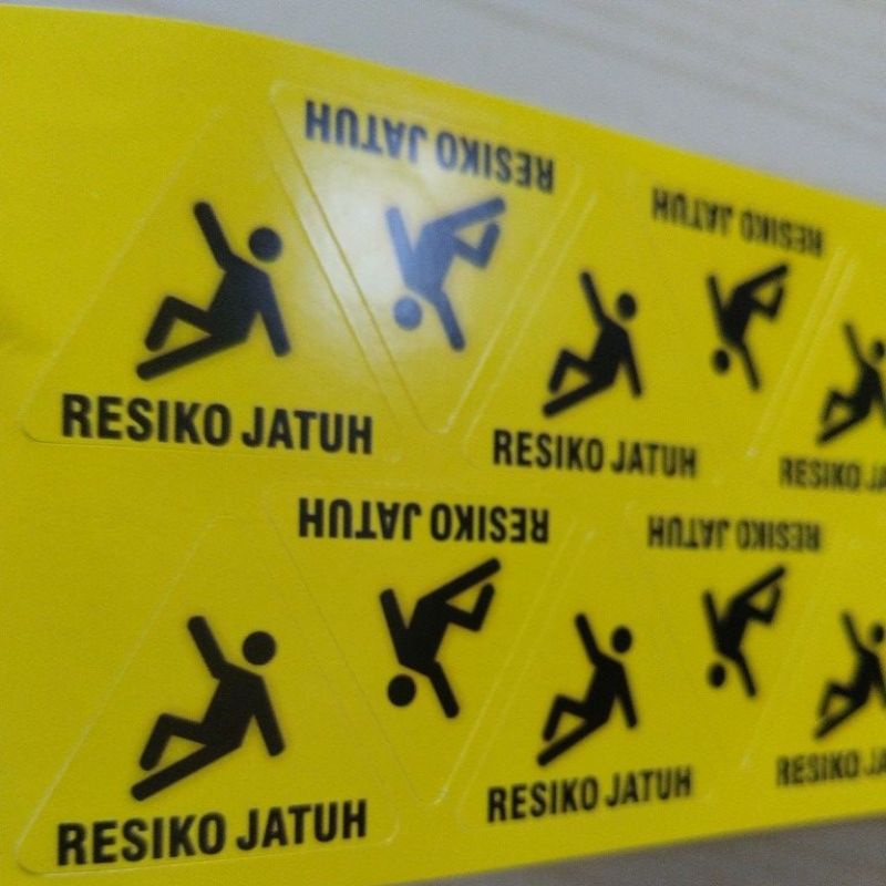 Jual stiker label resiko jatuh segitiga cutting | Shopee Indonesia