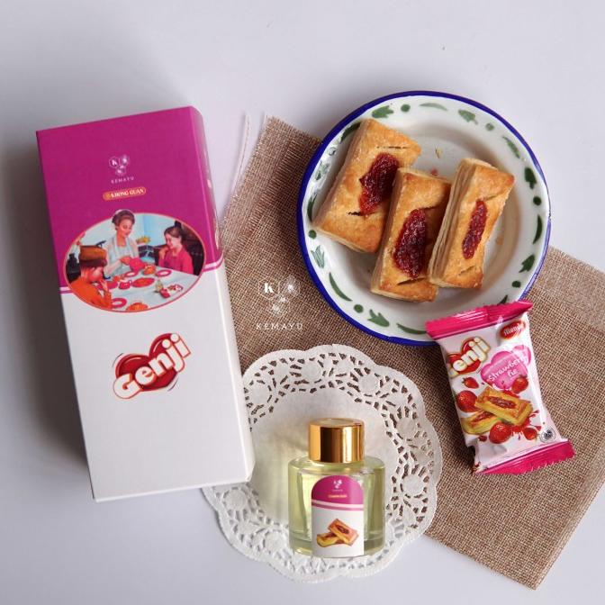 Jual Kemayu and Co X Khong Guan Genji Pie Reed Diffuser | Shopee Indonesia