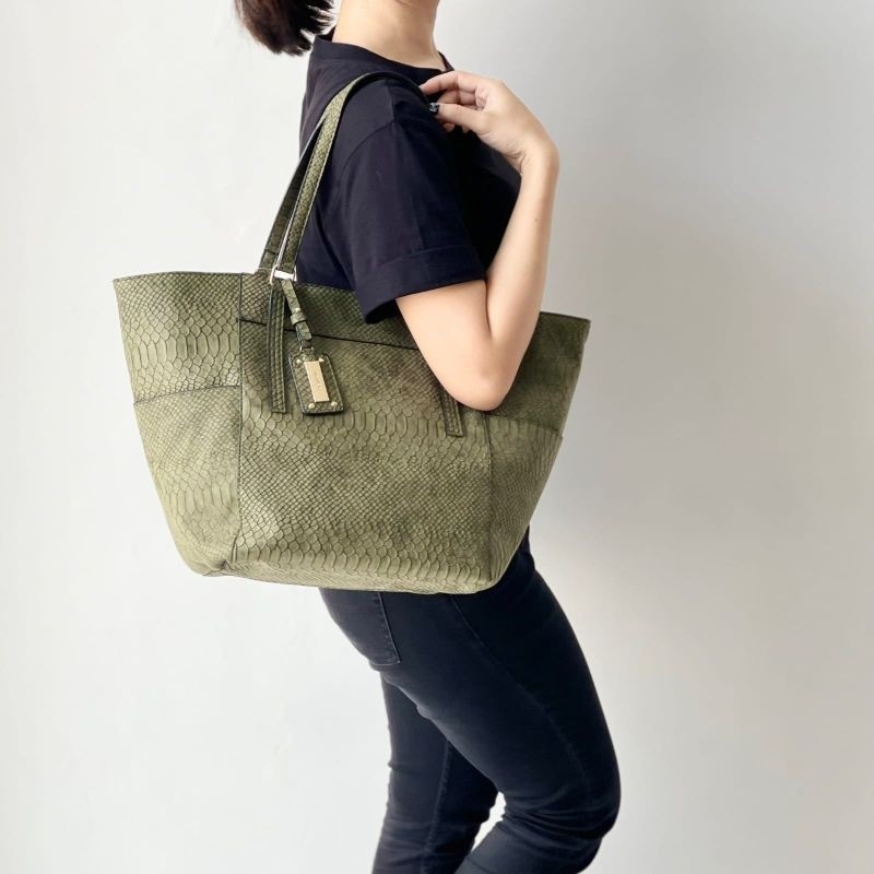Jual [ONLINE EXCLUSIVE] Tas mango tote bag hitam hijau merah putih ...