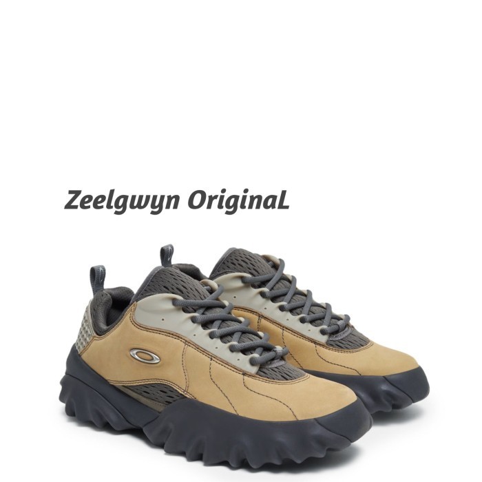 Jual Sepatu Oakley Factory Team Chop Saw Mocha Men Original | Shopee ...