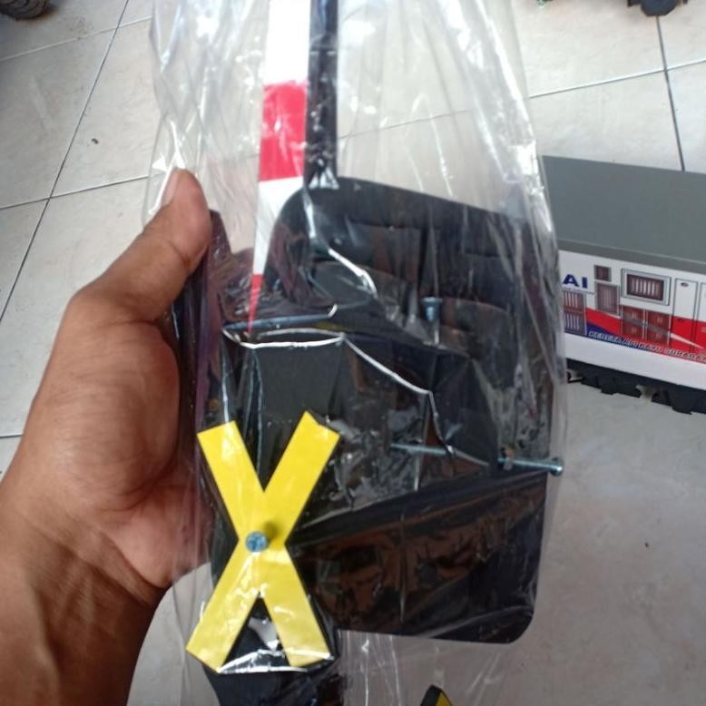 Jual Palang Pintu Kereta Api - Miniatur Kereta Api Indonesia | Shopee ...