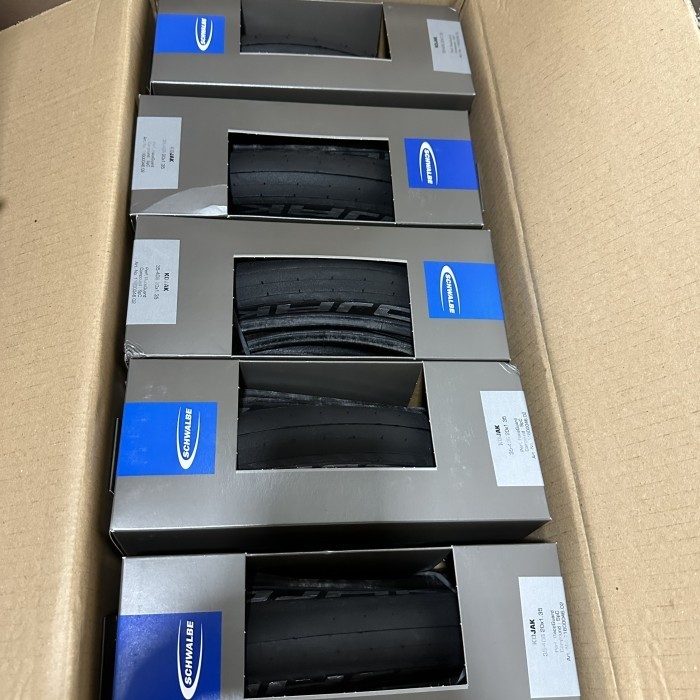 Jual Ban Luar Schwalbe Kojak 20 406 Kevlar 20 X 1.35 35 406 Original | Shopee Indonesia