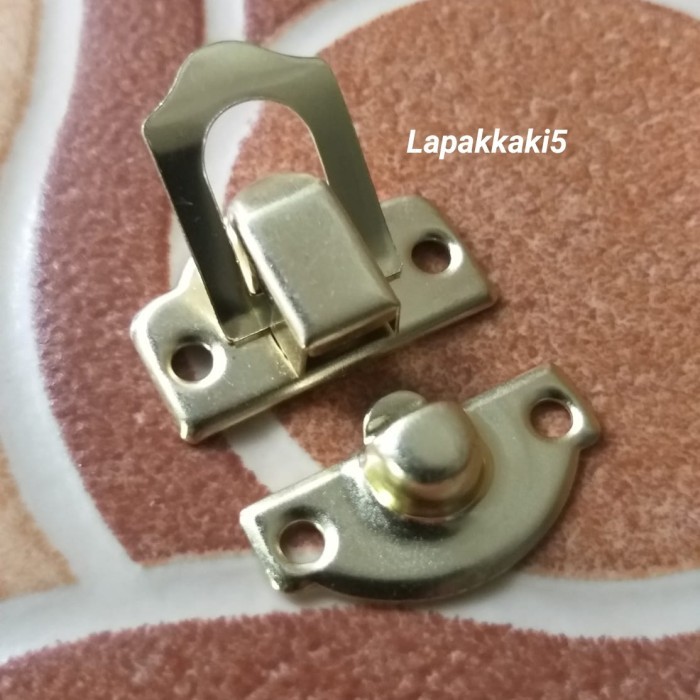 Jual kunci kotak dus kunci kotak box perhiasan kunci kotak kayu ...