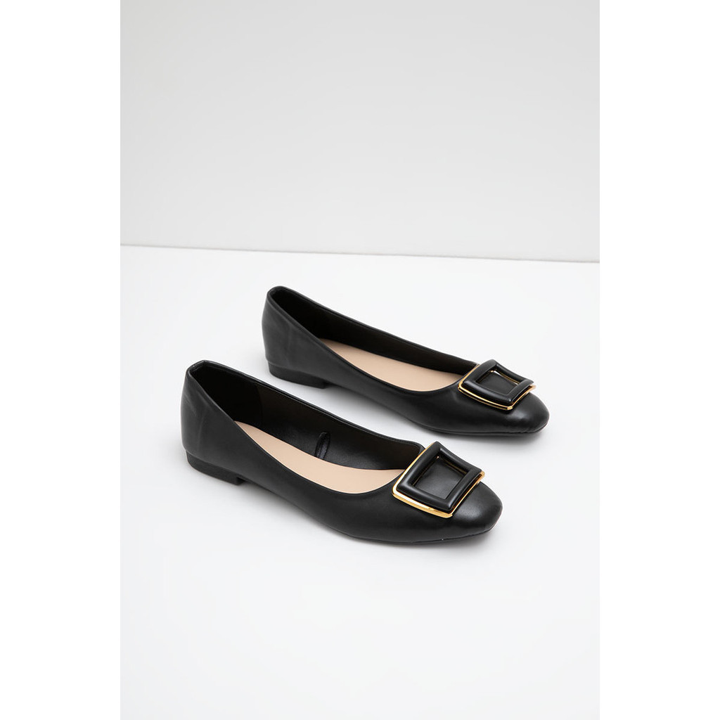Jual Berrybenka - Sepatu Flatshoes Comfy Wanita Sofia Mebila Buckle ...