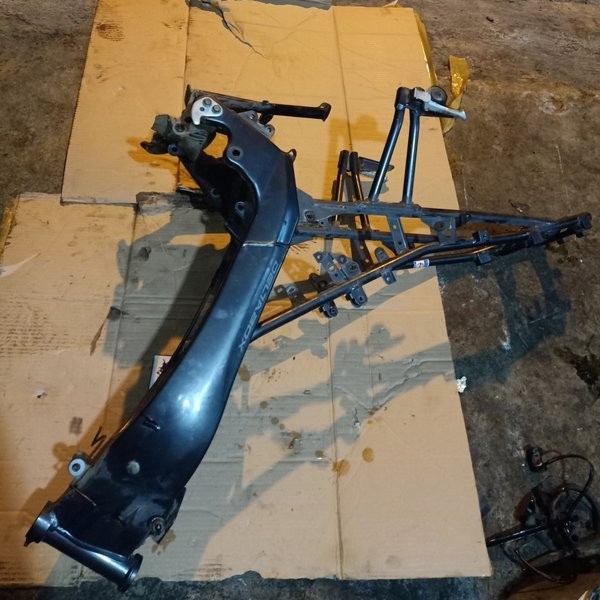 Jual Rangka Krangka Sasis Deltabox Vixion New Nvl Barang Langka ...
