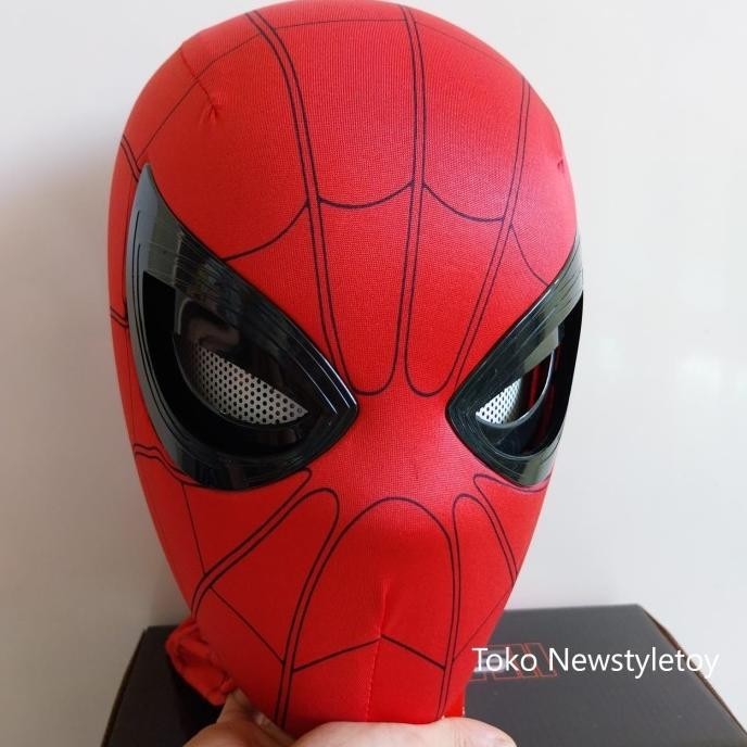 Jual Mainan Topeng Spiderman terbaru mata berkedip | Shopee Indonesia