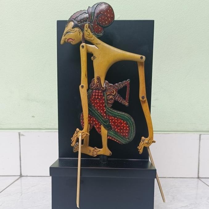 Jual Plakat Trophy Pajangan Meja Wayang Kayu Batik | Shopee Indonesia
