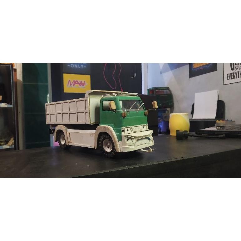 Jual Sasis Miniatur Truk Plastik + Pola Untuk Modif Cod | Shopee Indonesia