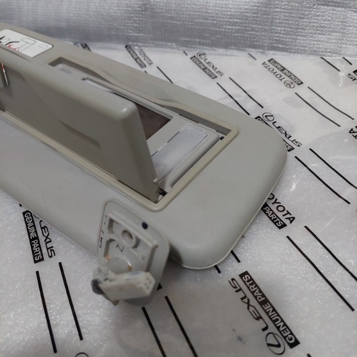 Jual Terhemat Sun Visor Rush Terios 2008 2014 Kiri Penumpang Original ...
