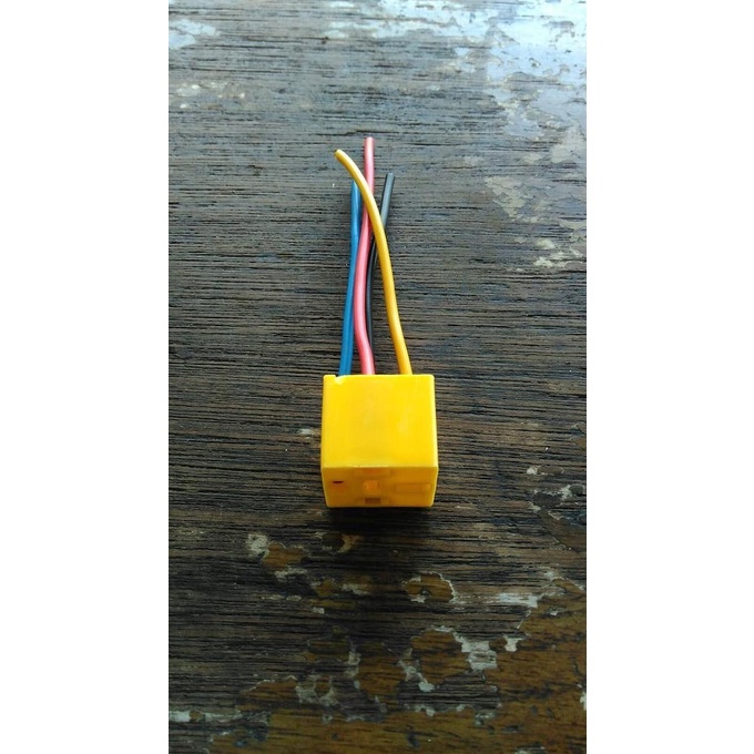 Jual Terbaik Socket relay plastik 4 kaki dgn kabel TEMBAGA MURNI kuning ...