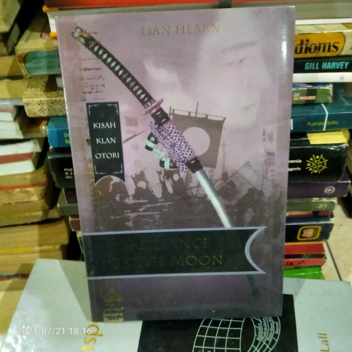 Jual ORI KISAH KLAN OTORI BRILLIANCE OF THE MOON LIAN | Shopee Indonesia
