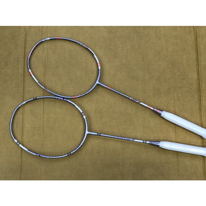Jual RAKET BULUTANGKIS TOALSON LASER ION III dan LASER ION V ORIGINAL ...