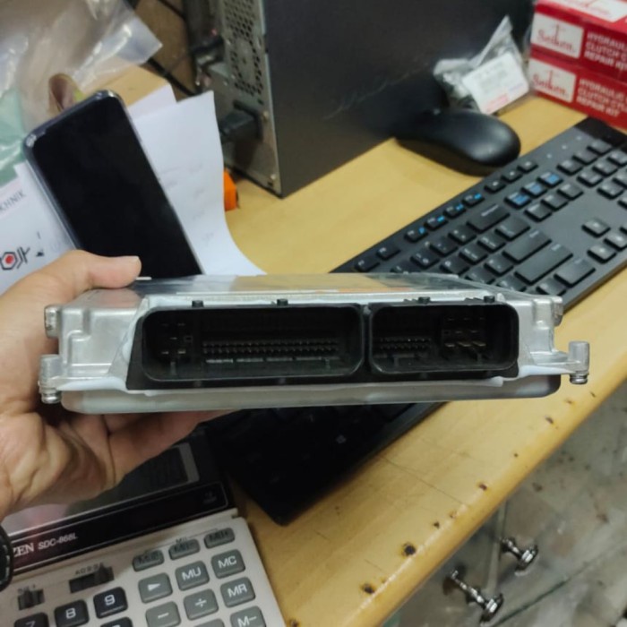 Jual ecu isuzu giga fvz 285 fvm 240 ecu 6hk1 genuine new tokolarisjaya | Shopee Indonesia