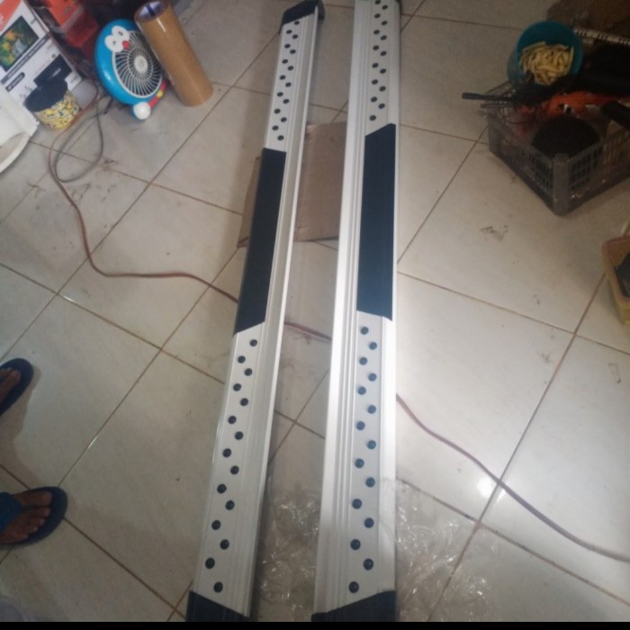 Jual Foot Step Injakan Samping Mobil Daihatsu Taruna Model Bintik Putih ...