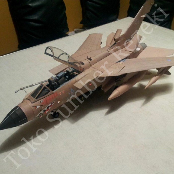 Jual Promo Figure Pesawat Tempur Jet Sukoi Papercraft Tornado Paper ...