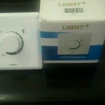 Jual SAKLAR DIMMER LAMPU LED 220VAC | Shopee Indonesia