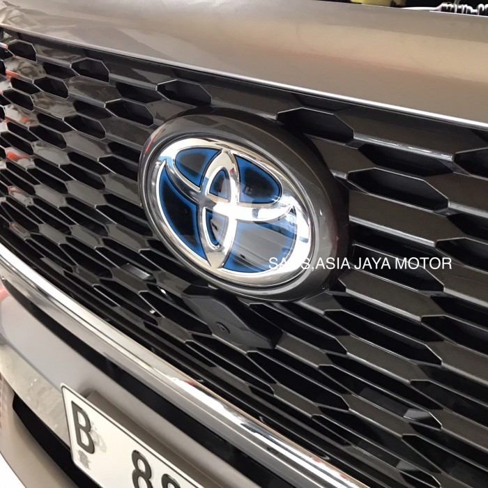 Jual Emblem hybrid logo toyota innova zenix | Shopee Indonesia