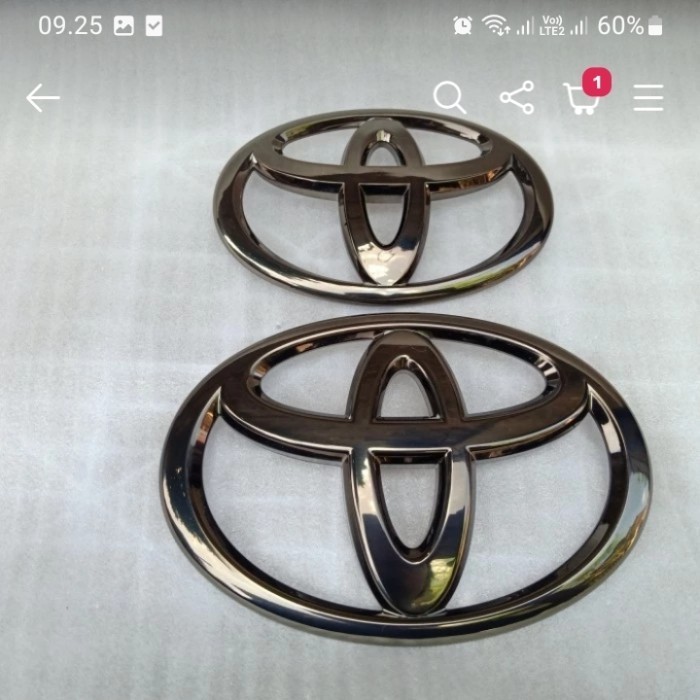 Jual LOGO EMBLEM TOYOTA INNOVA REAN BLACK CHROME | Shopee Indonesia
