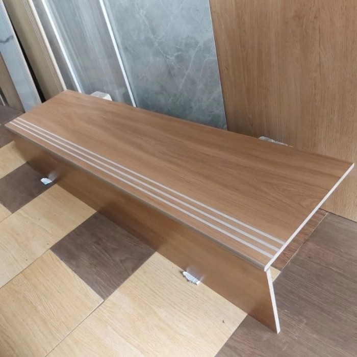 Jual Ready Granit Tangga Motif Kayu 30X90 / 30X120 Custom Ukuran List ...