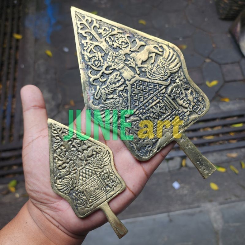 Jual Gunungan Wayang kulit bahan Kuningan Asli warna Emas gold | Shopee ...