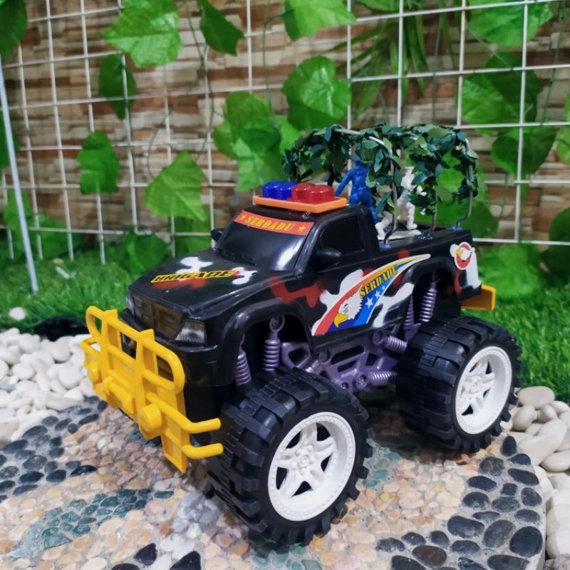 Jual mainan mobil jeep militer - miniatur mobilan tni army anak laki ...