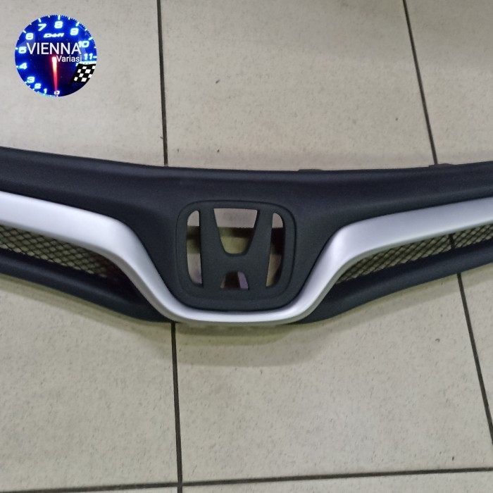 Jual GRILL JAZZ GE8 MODULO | Shopee Indonesia