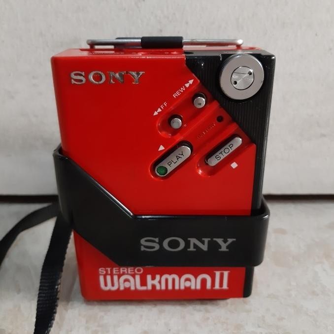 Jual Sony Walkman WM-2 Red Very Rare Vintage Retro Style 1980 Normal ...