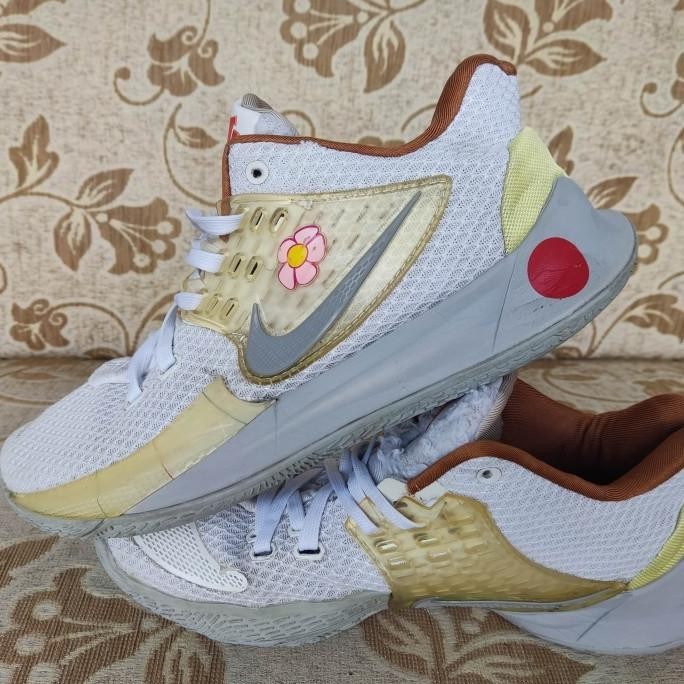 Jual nike kyrie 2 low x spongebob squarepants sandy cheeks sepatu ...