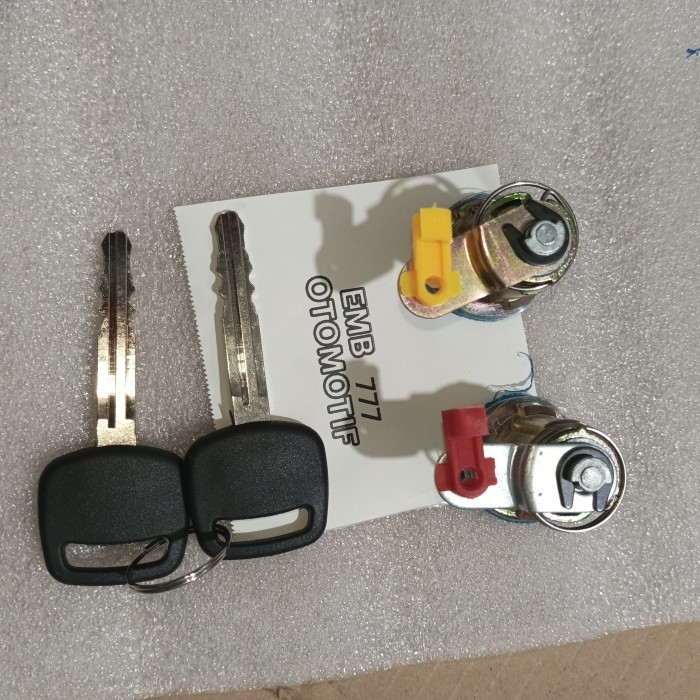 Jual New Kunci Pintu Door Key Avanza Xenia 2 Pc Depan Kode Ams07 ...