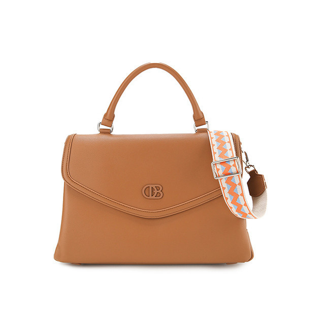 Jual Obermain Tas Wanita Ava Crossbody Bag Brown BZ24011BR | Shopee ...