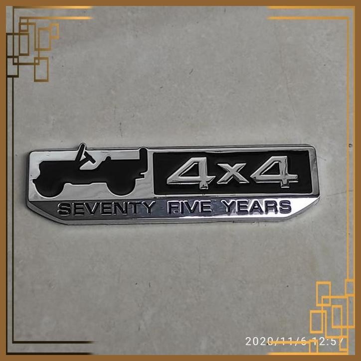 Jual [LBR] SATU BUAH EMBLEM TULISAN 4X4 SEVENTY FIVE YEARS JEEP JK ...