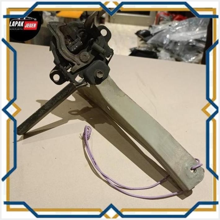 Jual [LJG] TIANG LOCK KAP MESIN CALYA SIGRA 2016 2018 2020 2021 ORI ...