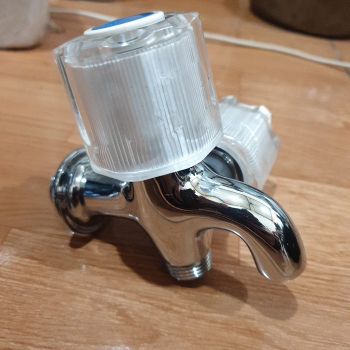 Jual Kran Double | Kran Shower Cabang San Ei F10C (Bekas Ori) | Shopee Indonesia