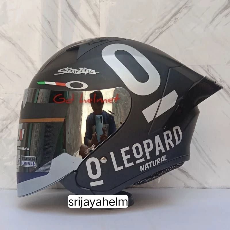 Jual HELM ALV ULTRON PAKET LEOPARD DAN RED BULL PAKET GANTENG | Shopee ...