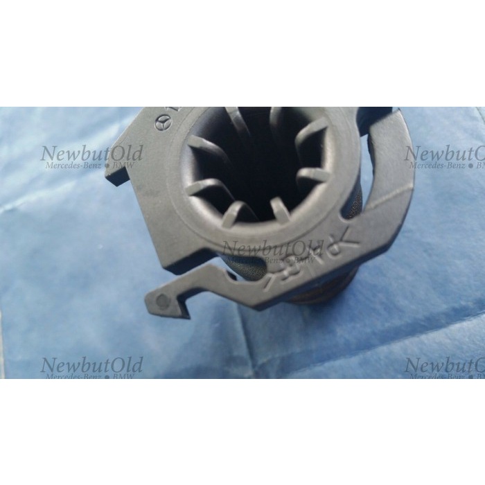 Jual [Baru] Baut Ban Serep Bagasi 1248980765 Mercedesw166 W202 W204 ...