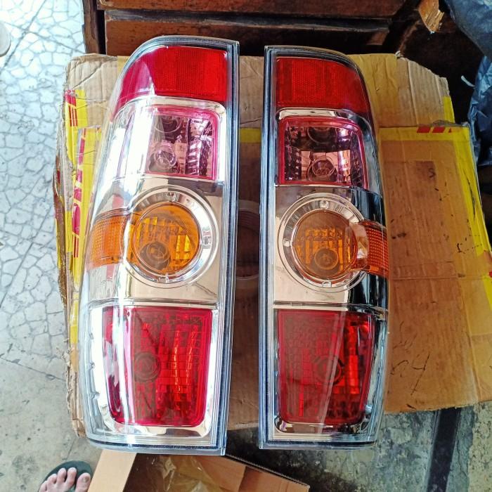 Jual lampu stop Mazda BT-50 kanan dan kiri | Shopee Indonesia