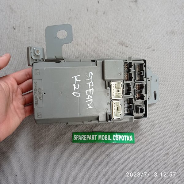 Jual Fuse Box Sikring Set Relay Lengkap Dalam Dashboard Honda Stream ...