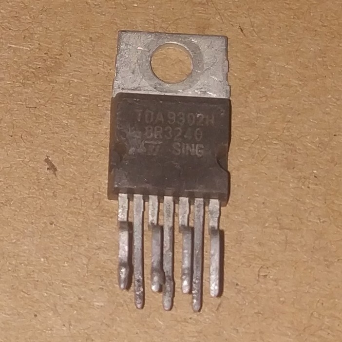 Jual IC TDA9302 TDA 9302 TDA9302H 9302H H Vertikal | Shopee Indonesia